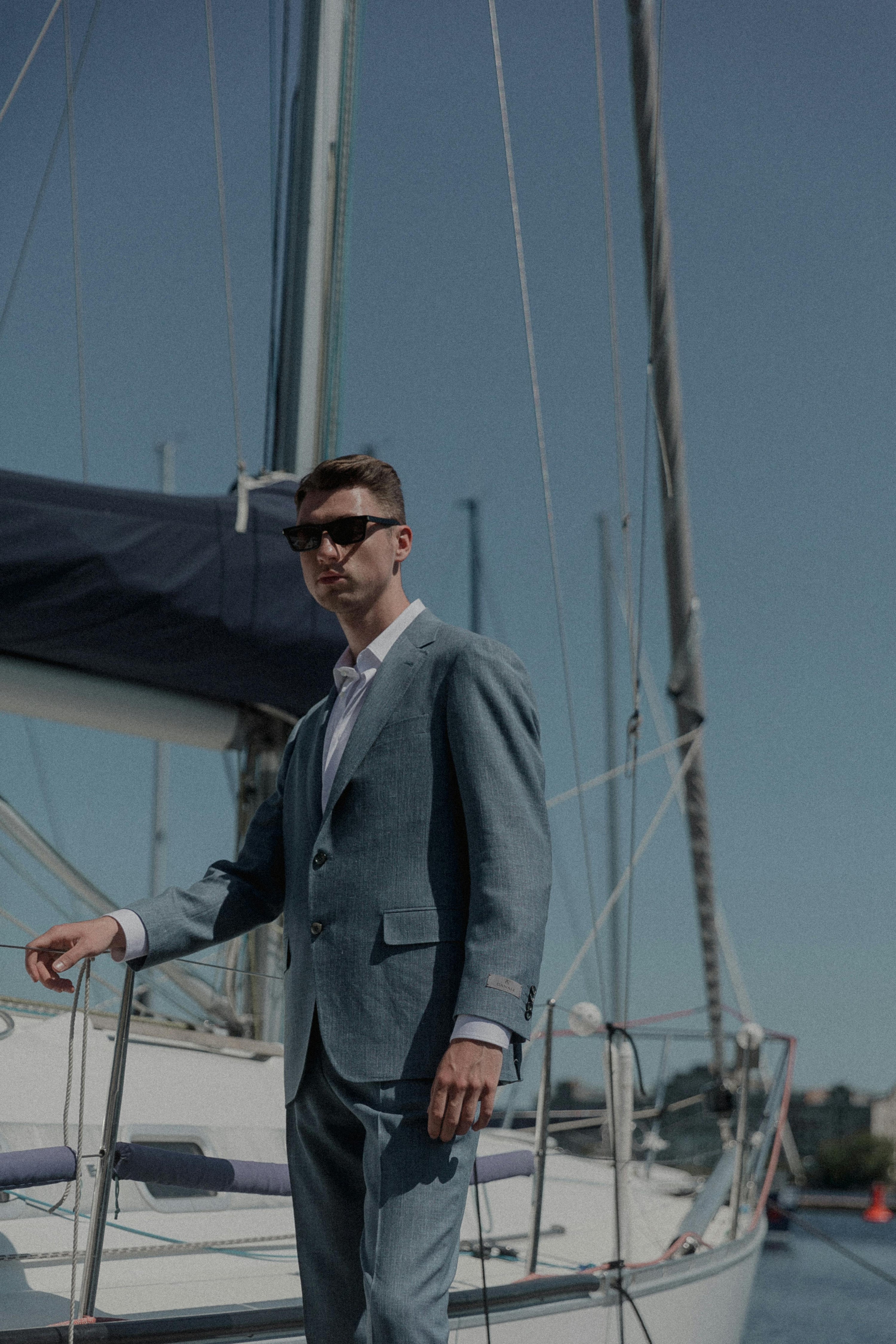 VZN Frames: Premium Sunglasses for Men and Women